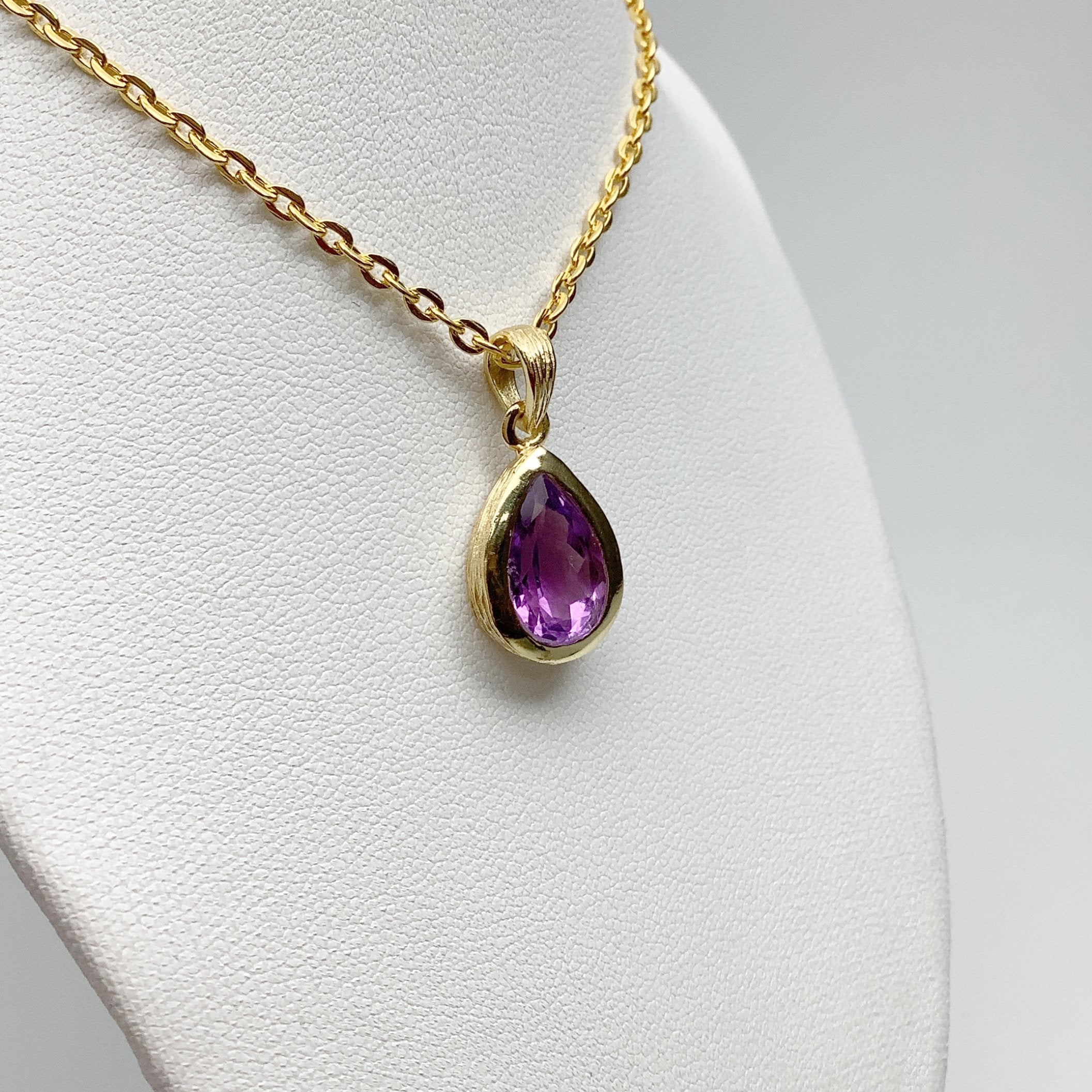 Gold Finish Amethyst Pendant Rocks and Gems Canada