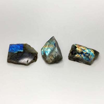 Labradorite – Rocks and Gems Canada
